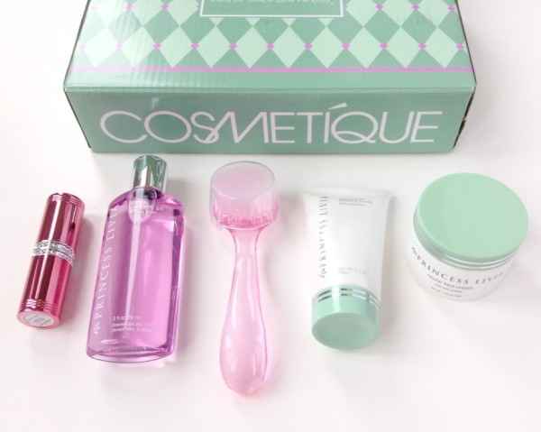 Club Cosmetique Review – January 2014 | Girl Meets Box